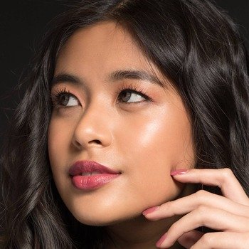 how to draw a beard with eyeliner