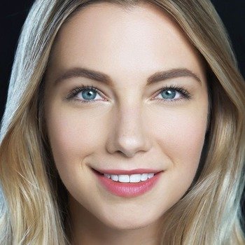 Minimal makeup look store